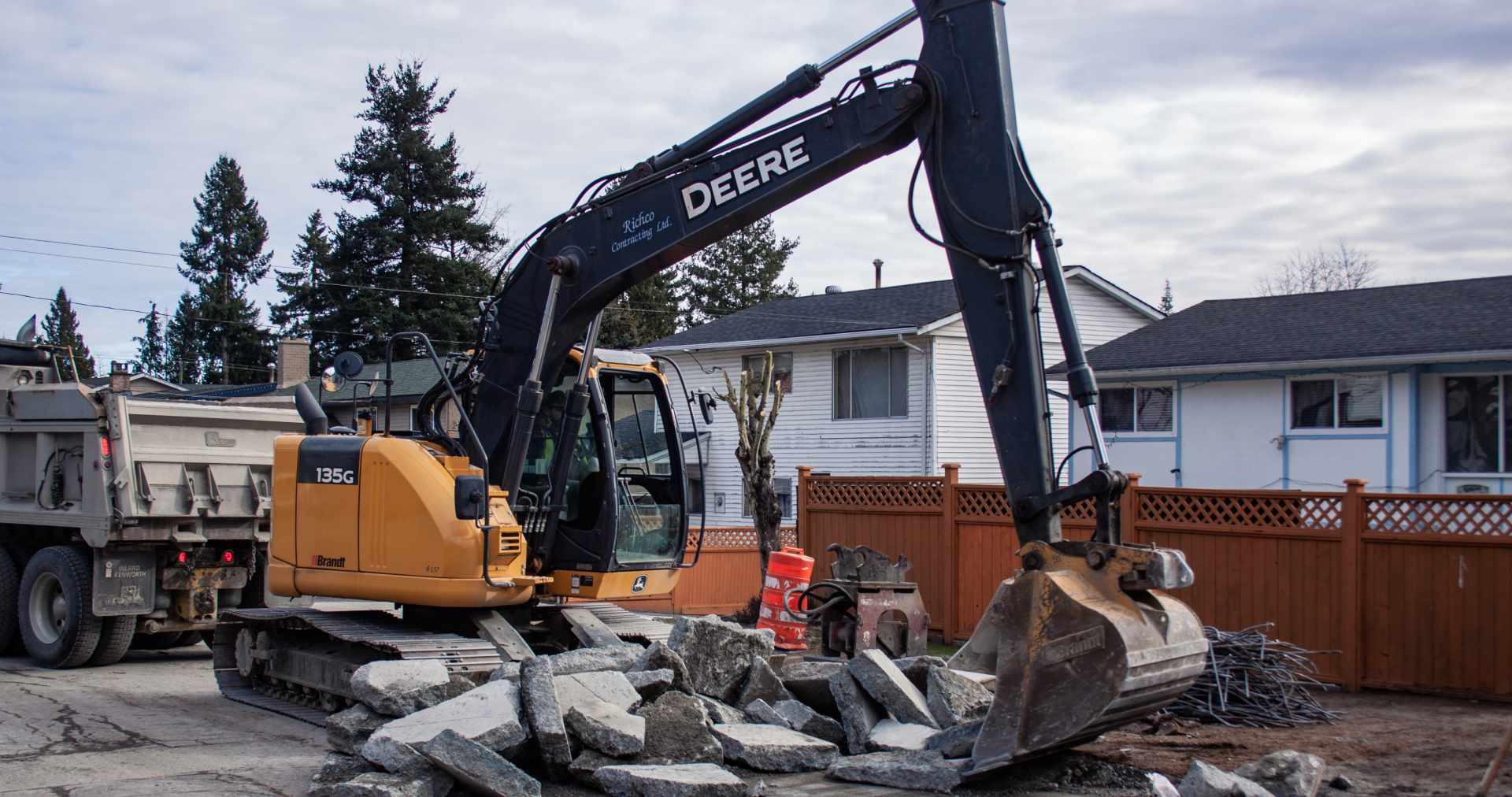 Construction Services | Quality Services On Time & On Budget